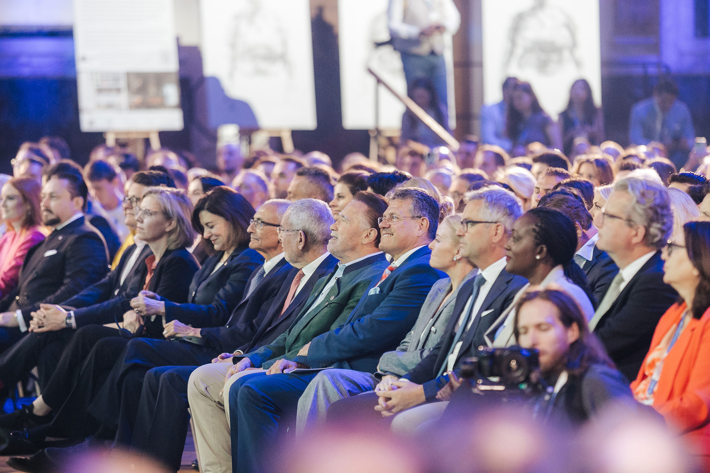 About – AUSTRIAN WORLD SUMMIT